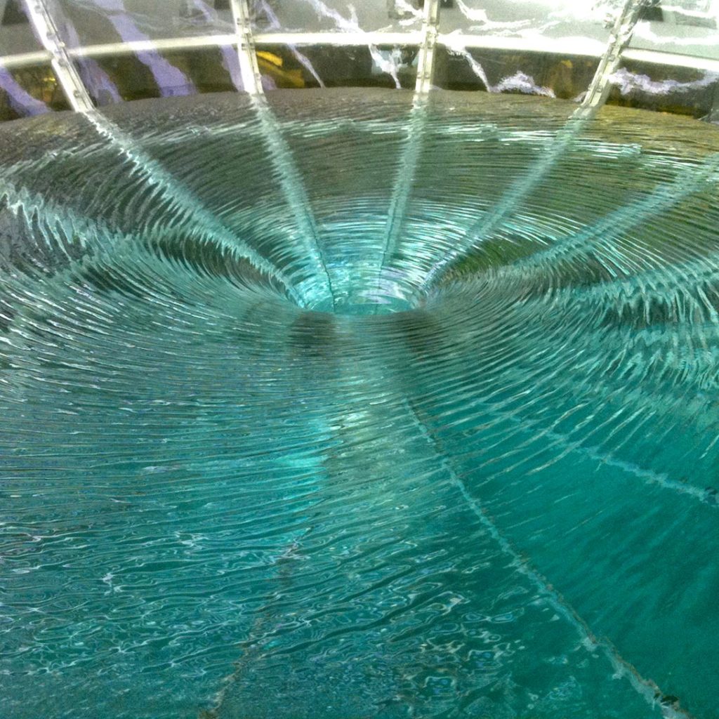 Rain Oculus – NED KAHN