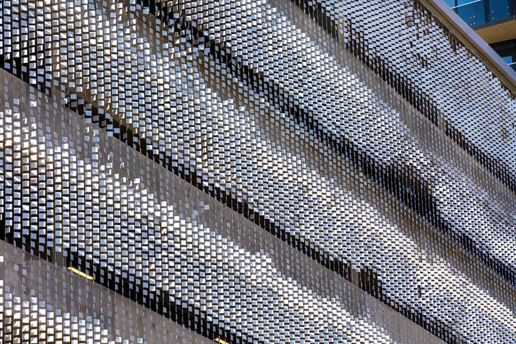 Circadian Wind – NED KAHN